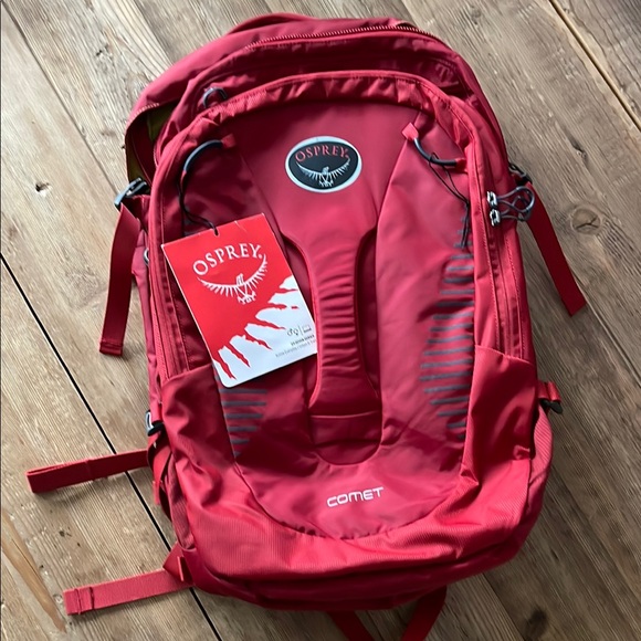 OSPREY | Bags | New Osprey Comet 3l Backpack Phoenix Red | Poshmark